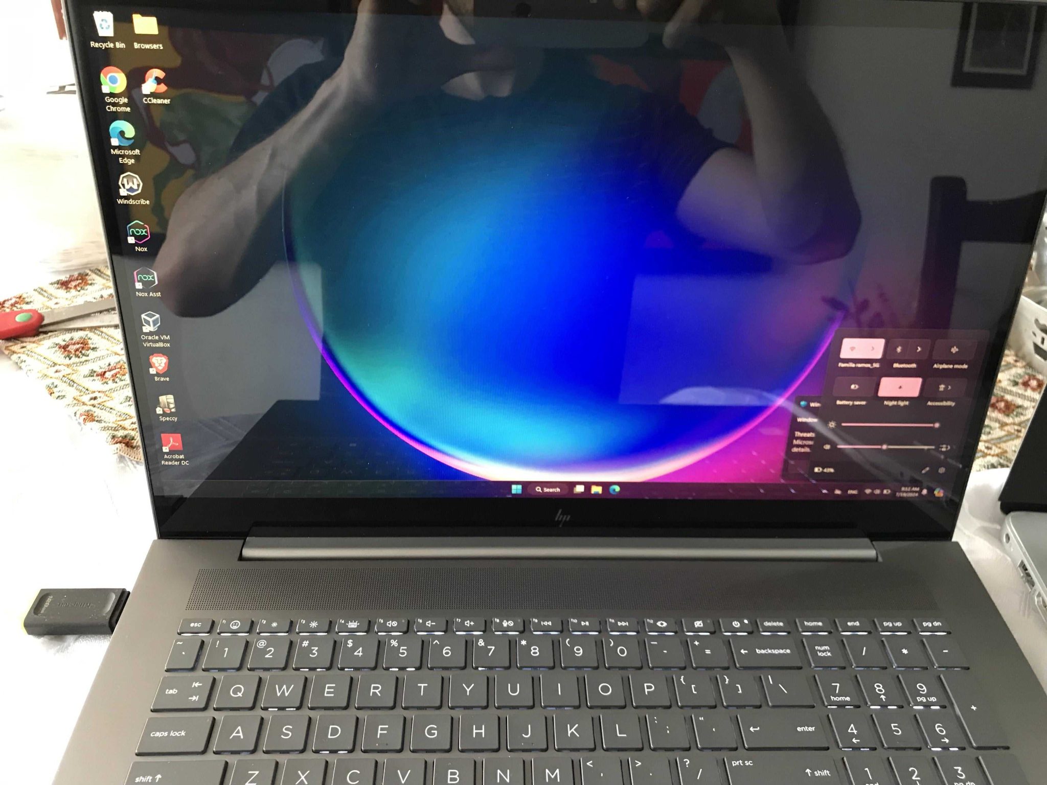 What Steps Can I Take To Minimize Glare And Reflections On My Screen ...